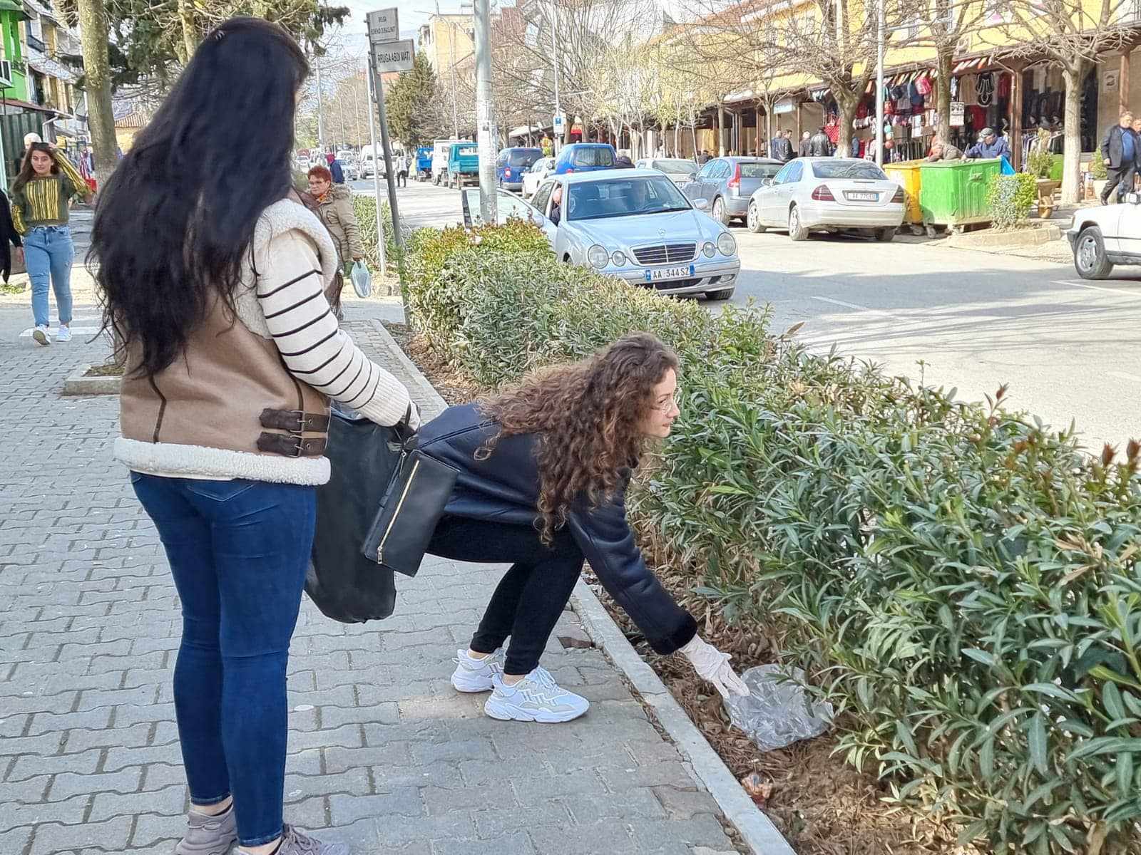 Për një ambjent të pastër. | Bashkia Mat